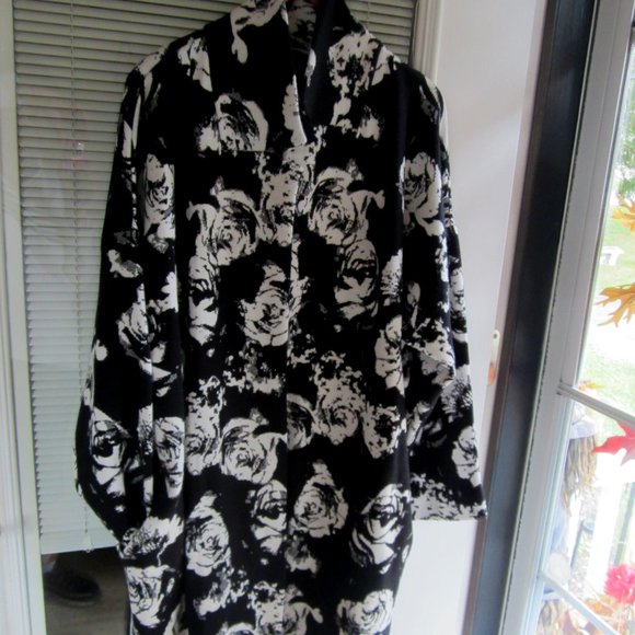 Tahari | Sweaters | Taharo Long Cardigan 3x | Poshmark